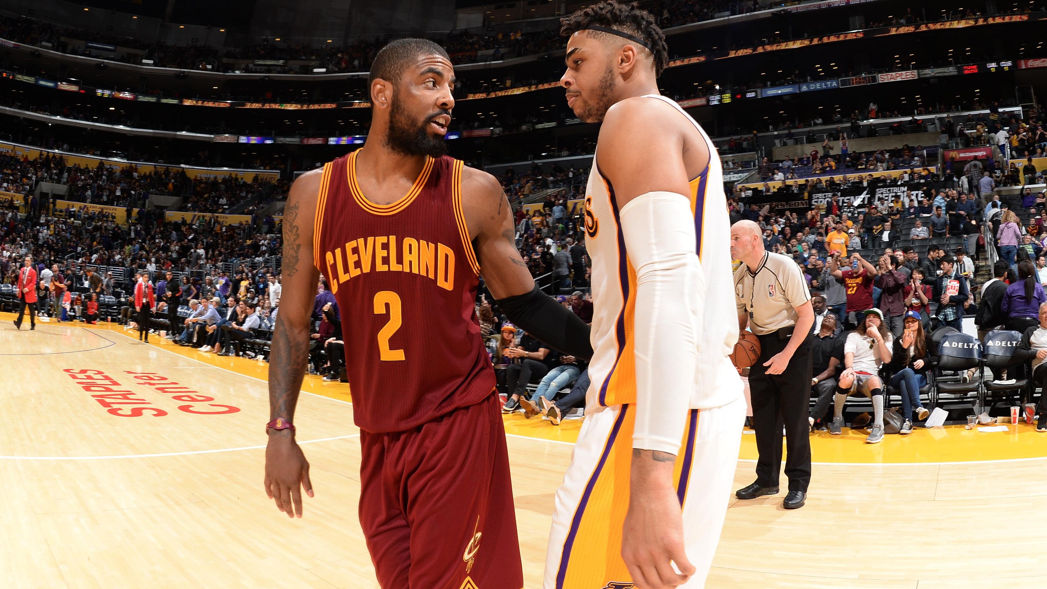 Kyrie Irving Defends D'Angelo Russell After Bill Simmons' Analysis of ...